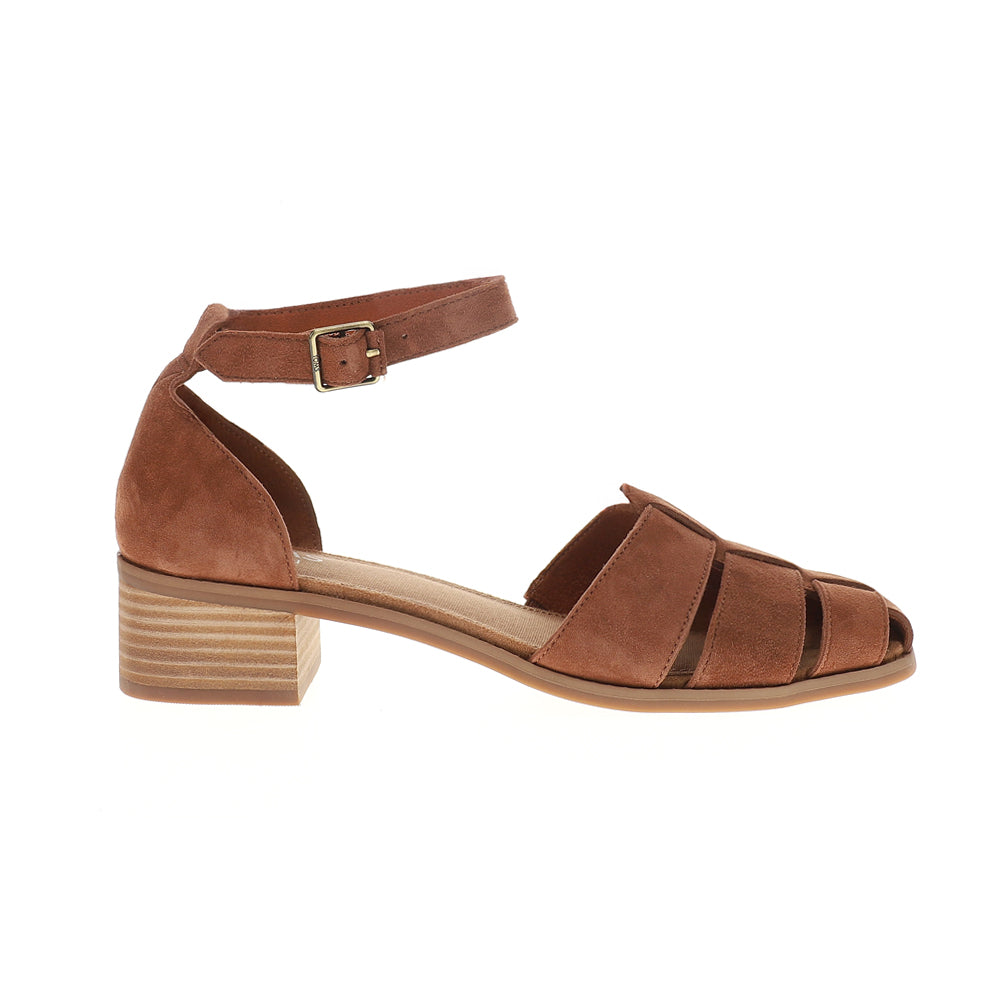 Shop Brown Womens Jaclyn Block Heel Fisherman Sandals – Shoebacca