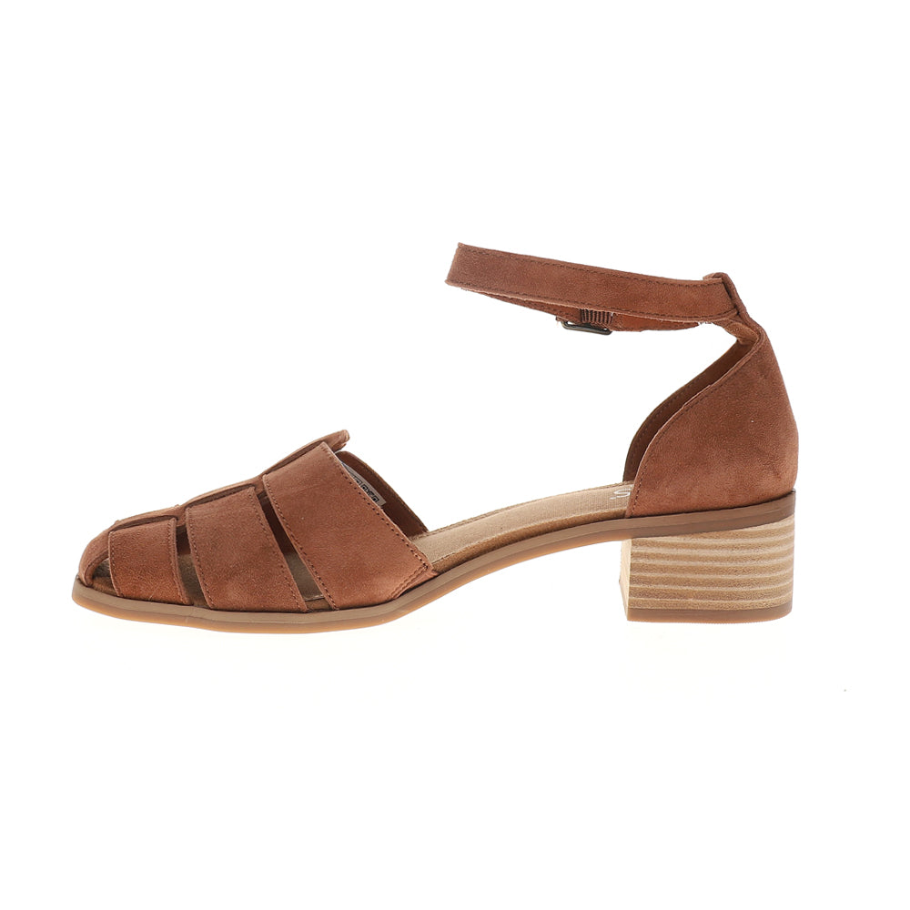 Shop Brown Womens Jaclyn Block Heel Fisherman Sandals – Shoebacca